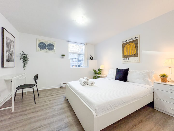 Modern Room - Hochelaga - Montréal