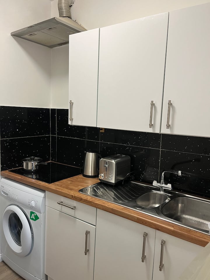 Spacious And Stylish. - Kettering