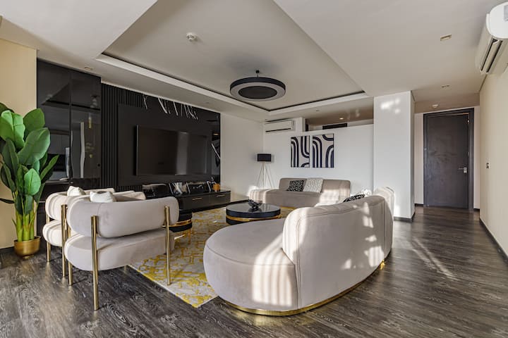 Stylish 2br In Dzorwulu | 10 Mins From Airport - Accra