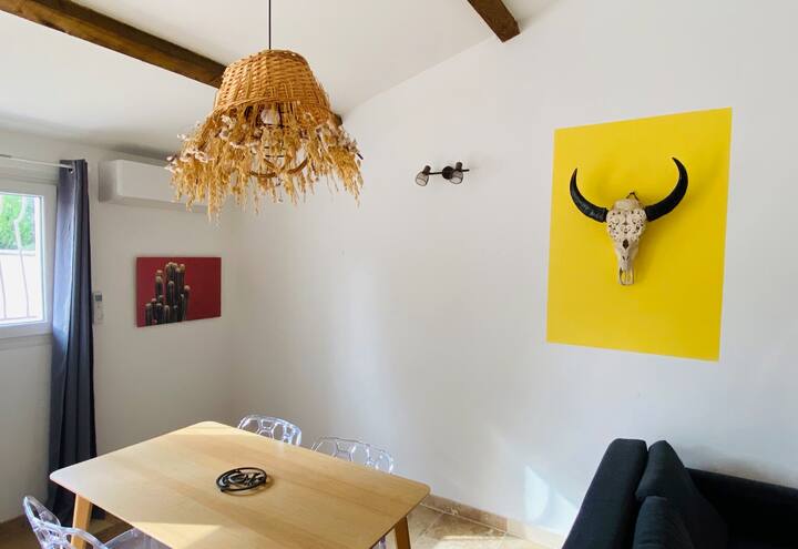 Tout Confort Parking, Clim, Wifi - Beaucaire