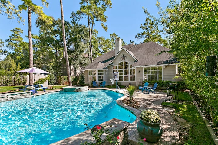 Beautiful 5br/4bath With Heated Pool - The Woodlands, TX