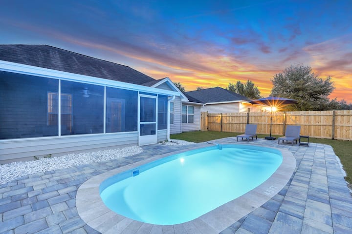 Pool! Only 8-10 Mins From Downtown Sav! - Savannah