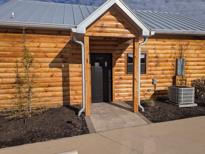 Venue At Turkey Ridge Cabin #1 - Blacksburg, SC