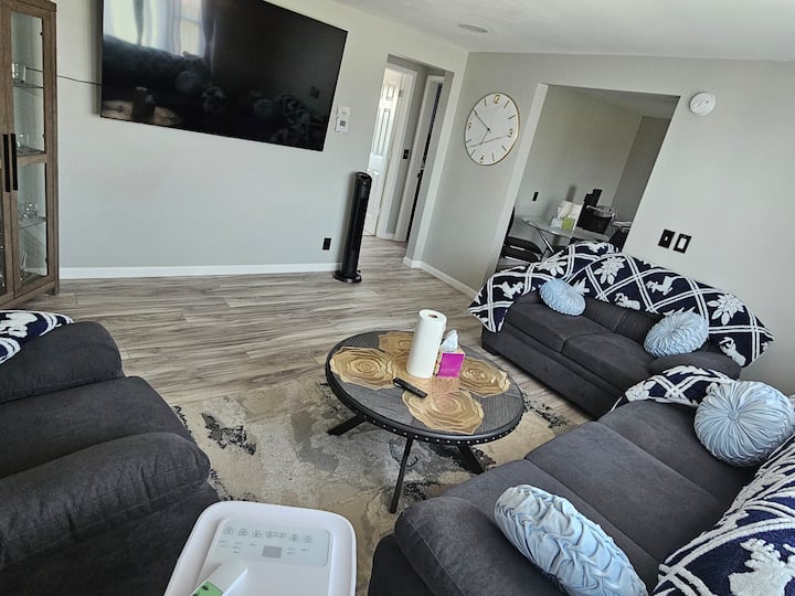 Cozy And Roomy Apt Close To All - Hamburg, NY