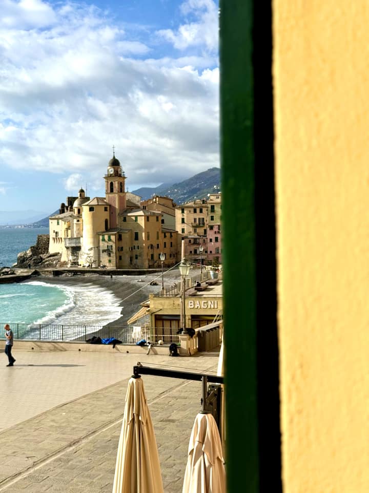 Una Finestra Sul Lungomare - Camogli