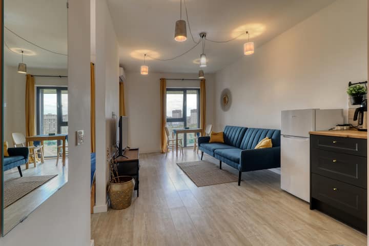 Beautiful Balcony Modern Studio - Bucarest