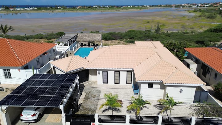 Ruby On The Salina - 아루바