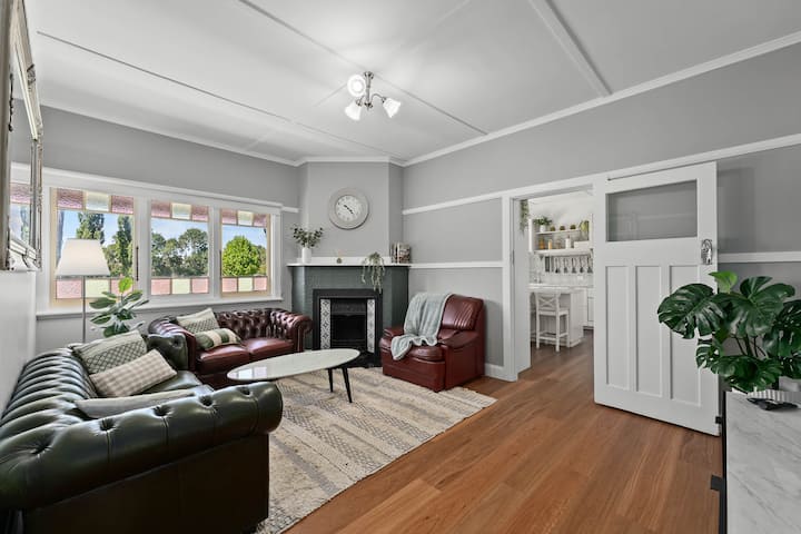 Armidale Executive- City Centre - Armidale