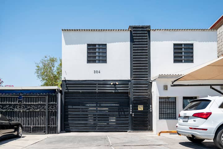 Casa San Marcos: Estancia Cómoda Y Segura - Mexicali