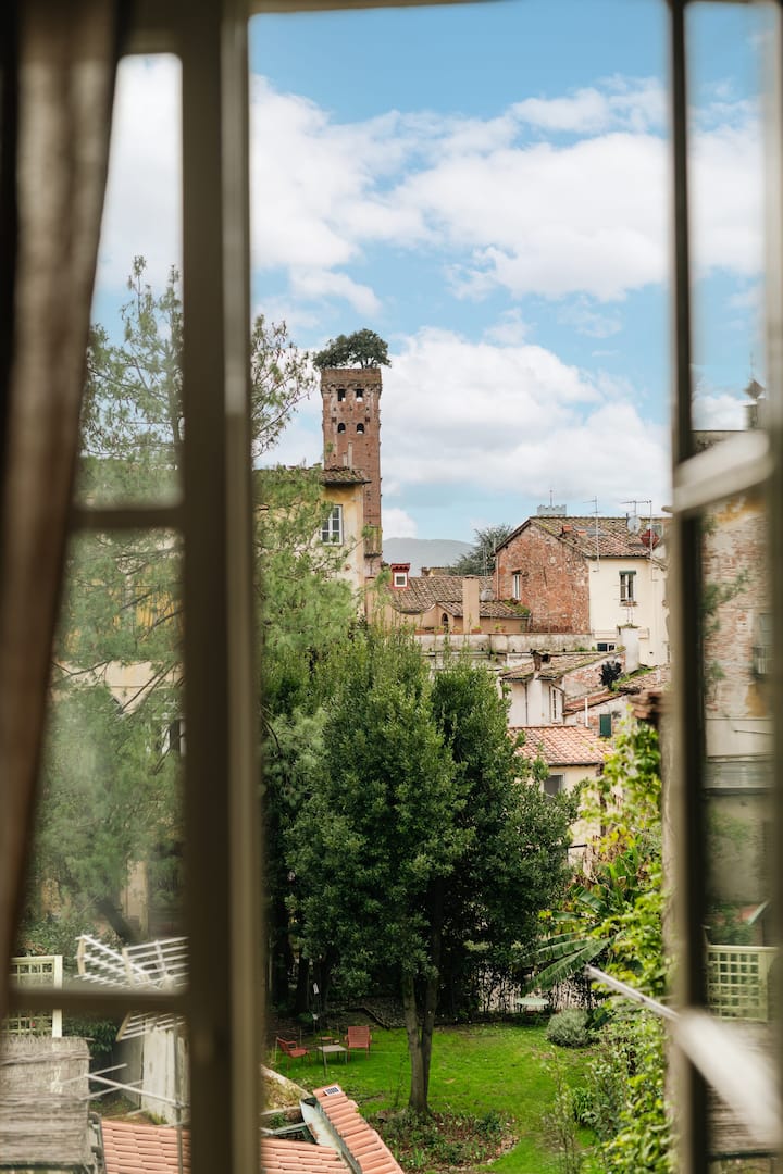 Casa Paola: Apartment With Large Terrace - Lucca