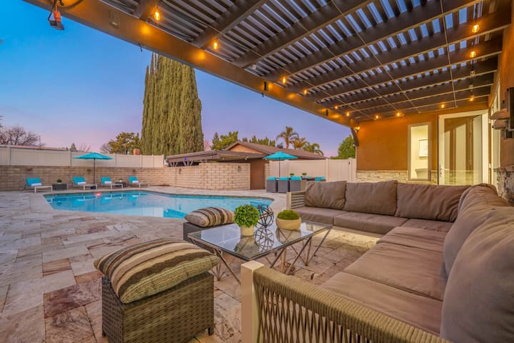 135 Luxurious, Modern Private Home - 