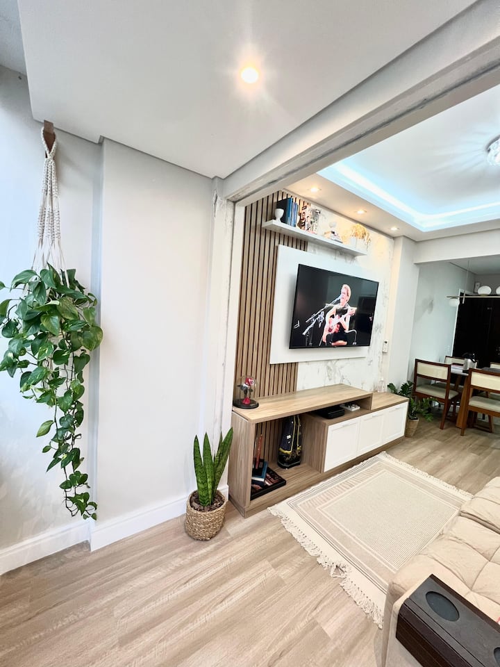 Lindo Apartamento A 15 Min Beira Mar Floripa - Florianópolis