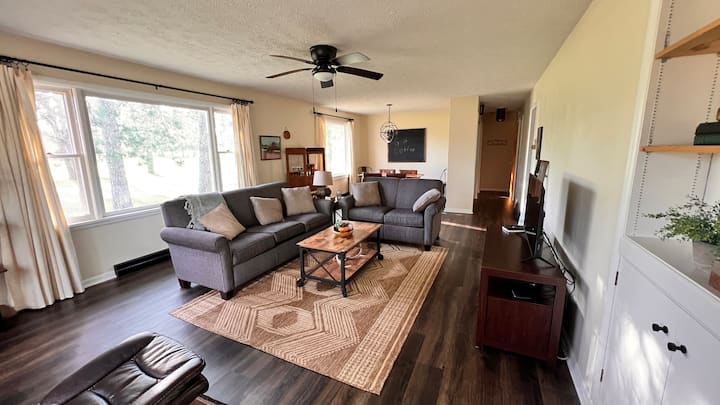 The Golf Cottage - Hayward, WI