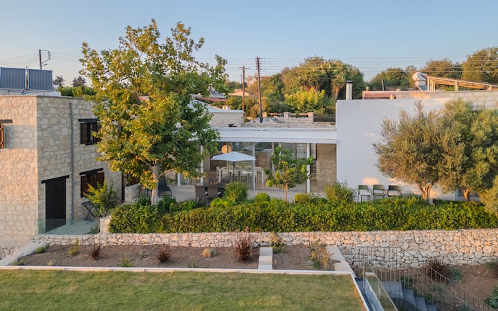 2 Beautiful Connected Villas That Sleep Up To 10 - Cyprus