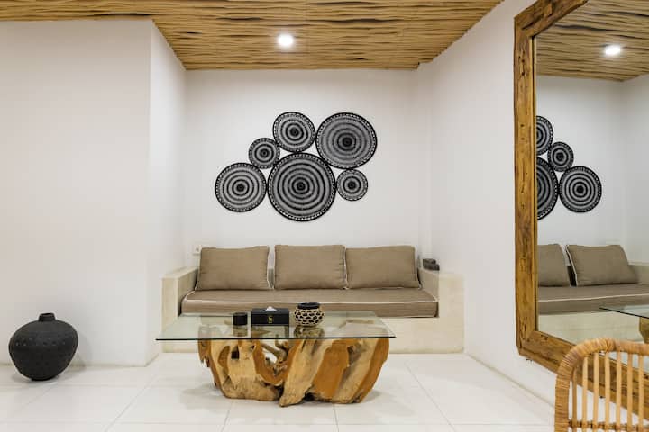 Cozy 1br Villa Seminyak - Legian