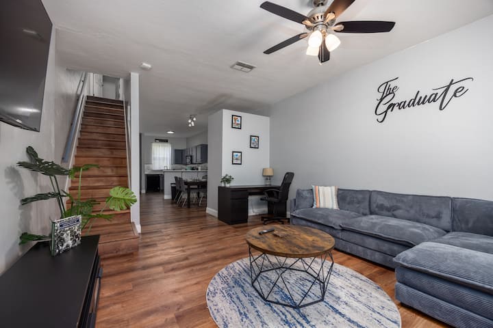 "The Graduate" - Townhome Near Uf & Butler Plaza - Gainesville, FL