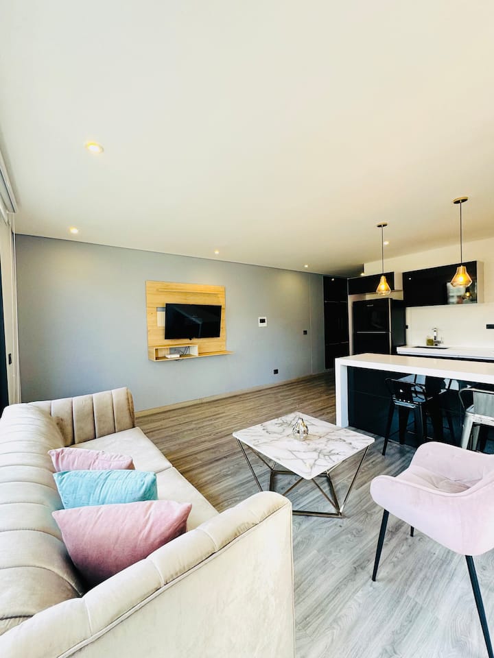 Apartamento Elegante En El Corazón De Chicó - Bogota