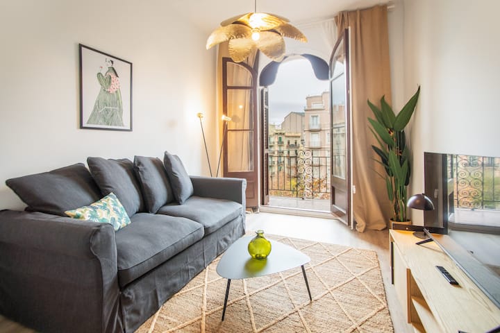 43bpar1098 - 1br Apartment By Plaza Espanya - Esplugues de Llobregat