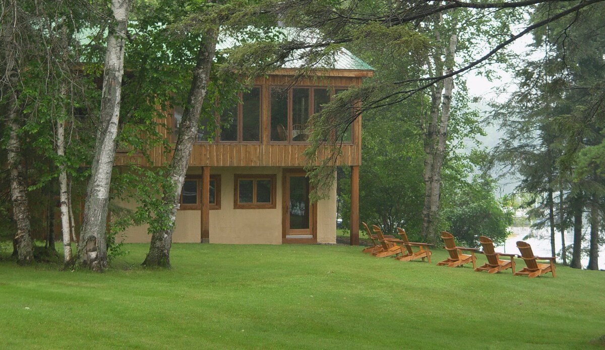 Lac Heney lakefront near Mont-Ste-Marie Golf & Ski - Cottages for Rent ...