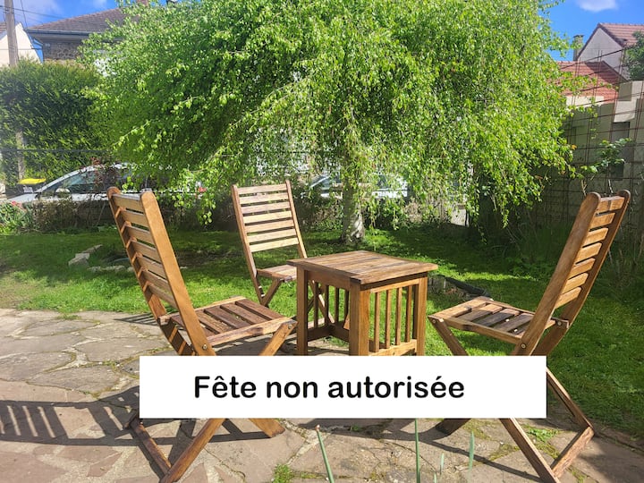 J2 Studio 3 Lits En Rez De Jardin + Parking - Trappes