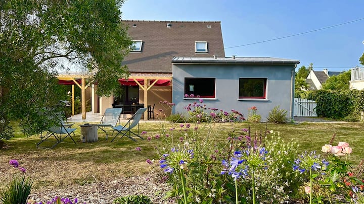 Proche De La Mer, Maison Lumineuse Avec Jardin - Fréhel