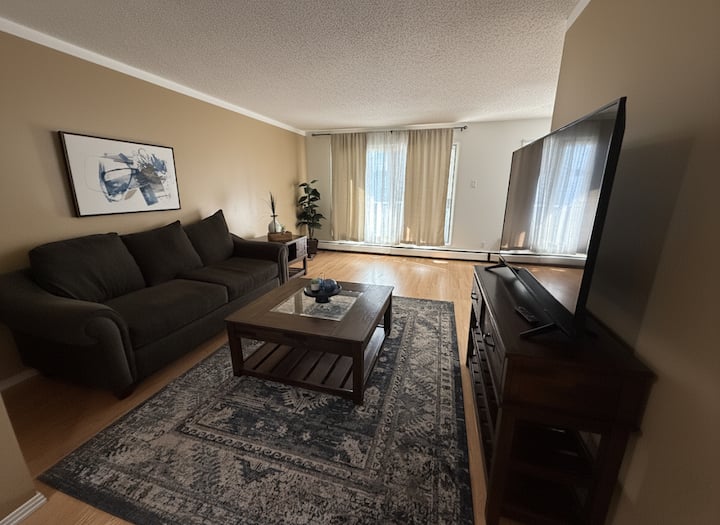 2br Suite | W/ Balcony | Near Nlrhc | Free Parking - Fort McMurray