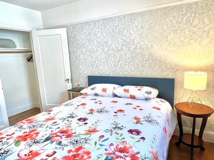 Room In Storybook House San Jose / Santa Clara - San Jose, CA