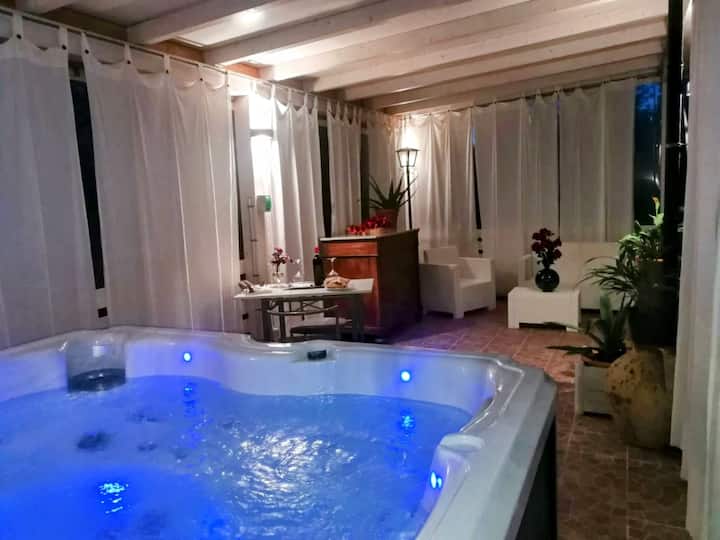 Appartamento Con 3 Camere E 3 Bagni Privati - Montefalco