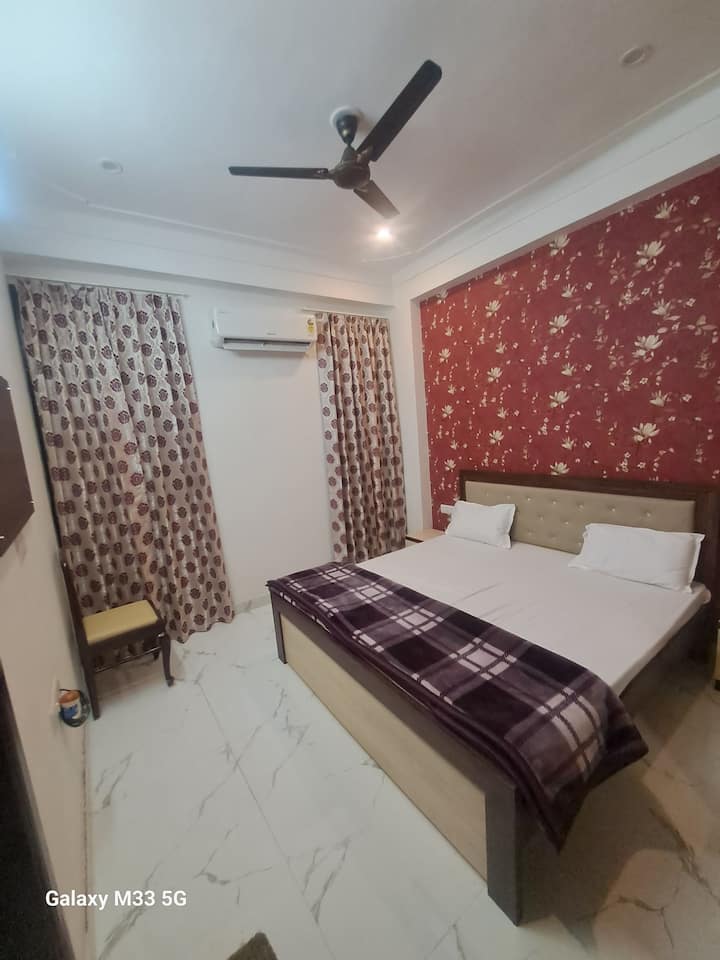 Relax Home Stay Double Room &Lounge - Udaipur