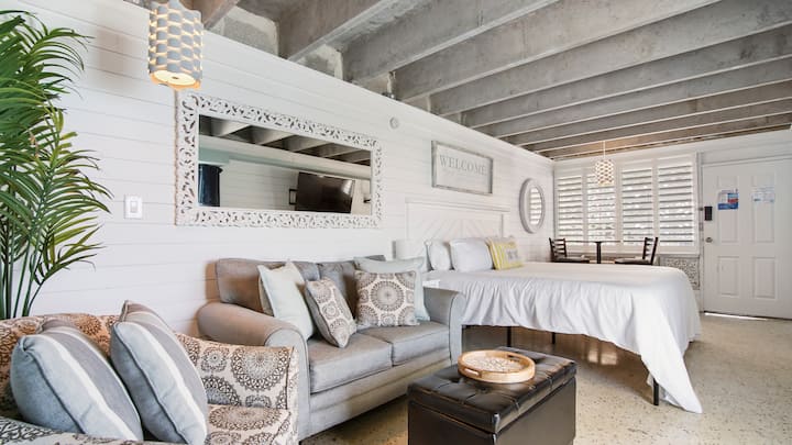 Free Golf & Activities - Bleau Getaway W/ Balcony - Panama City Beach, FL