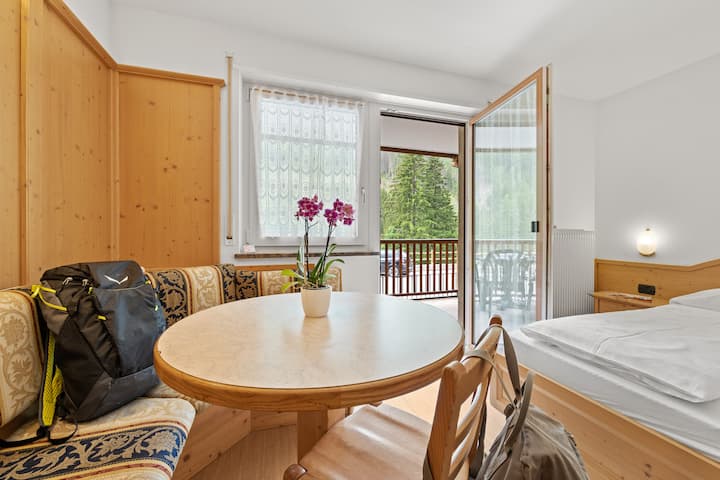 Studio For 4 People Valley View With Pool And Spa - Canazei