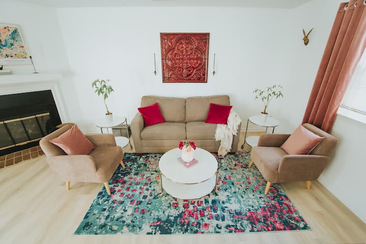 7 Mins To Uva Grounds, Peaceful 3br House - Charlottesville, VA