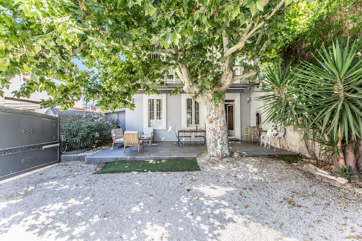 Maison Familiale Avec Grand Jardin, 2min De La Mer - Marseille