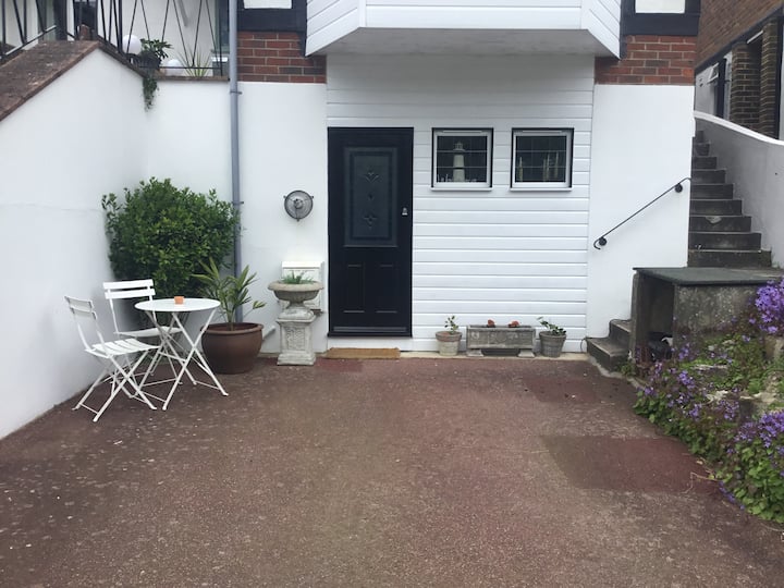Peaceful Annex With Parking - Brighton