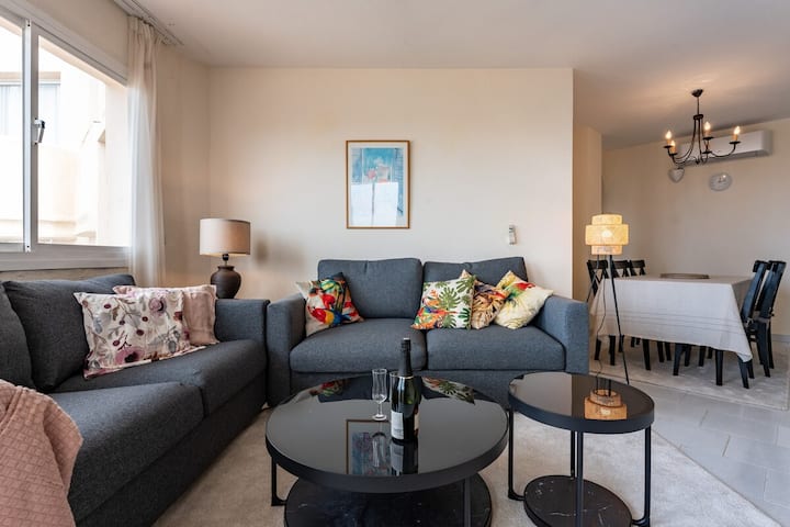 Riviera Serenity Escape * Sea View * 2bd * 2ba - La Cala de Mijas