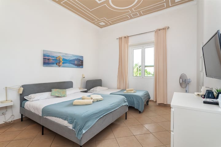 Armonya Room ! A Place Like Home @ N125/olhão - Faro