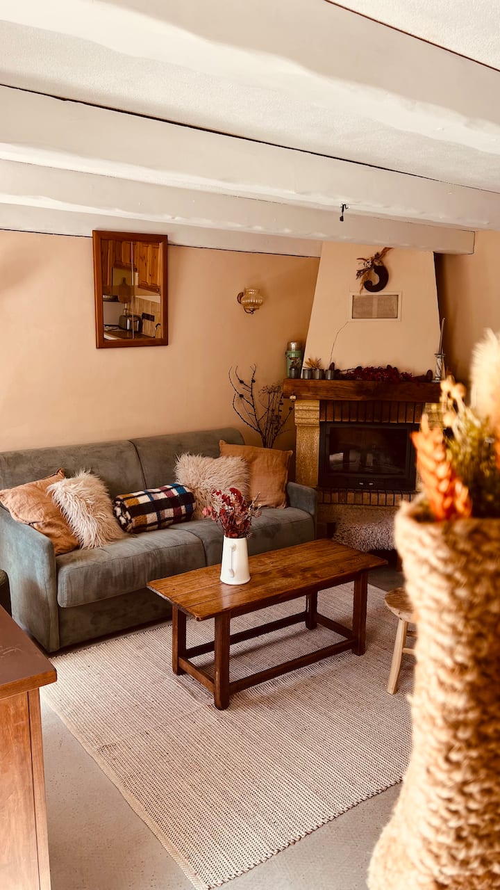Grange Pour 6 Personnes Avec Studio Indépendant - Valberg