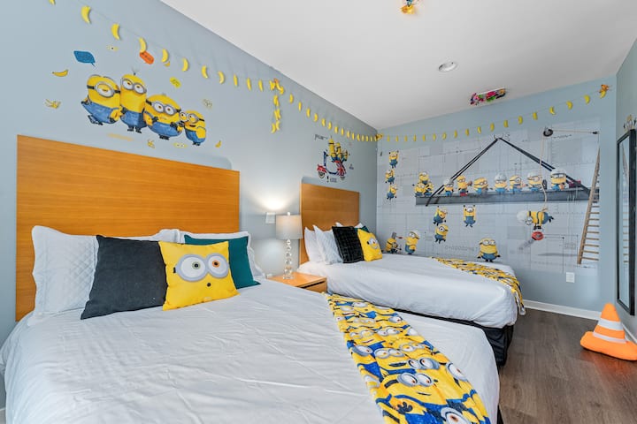 Waterfront Resort Next To Disney (W/no Fees!) - Celebration, FL