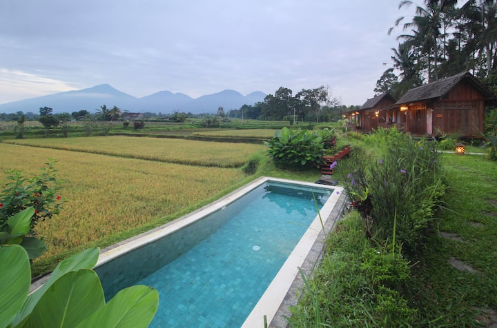2br Villa Siki W/ Shared Pool At Pondok Peneng