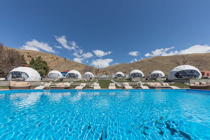Comuna Unique Glampings With Pool On Sevan Beach - Armenia
