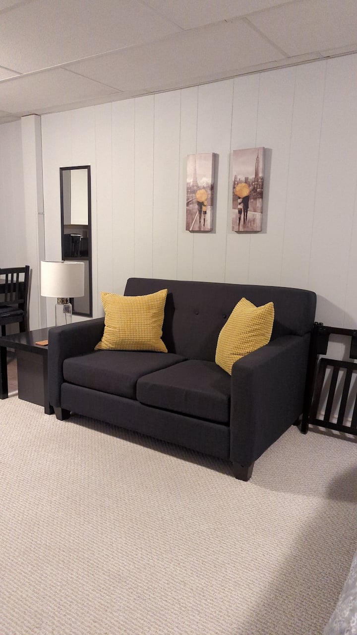 Your Home Away From Home In Niagara Wine Country - Niagara Falls