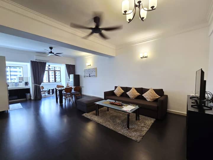 Modern Home In Bukit Bintang - Malaysia