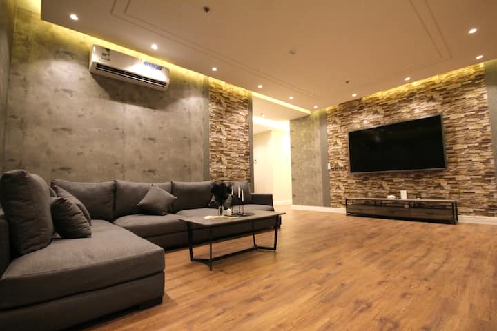 شقة ارضية واسعة Spacious Ground Floor Apartment - Riad