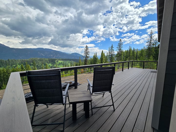 Deer Friends Cabin, Sauna & Views, Yellowstone! - Big Sky, MT