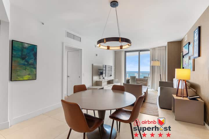 The Best Views In Town: High Floor Apartment - Hallandale, FL