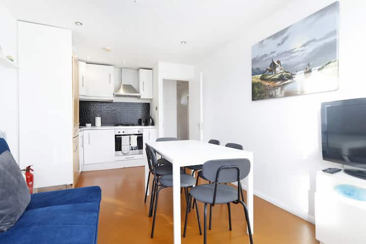 Notting Hill–2br 2 Bath Apartment Near Portobello - London, UK