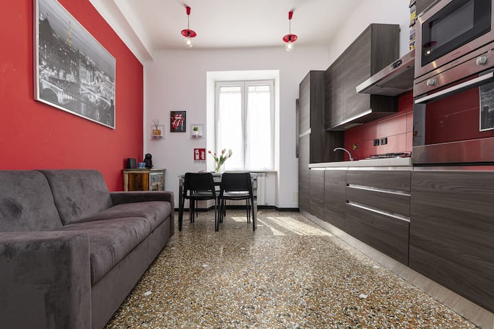 The Red 2 Chambres Centre Historique Gênes - Génova