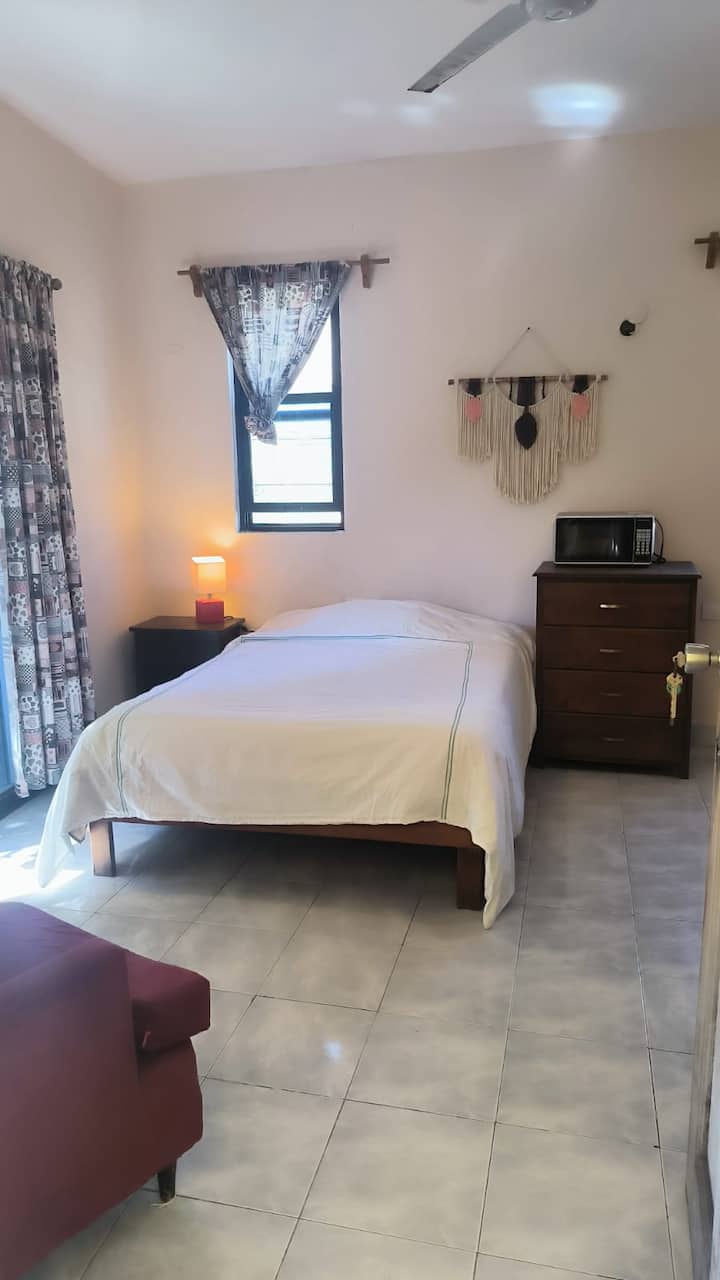 Confortable Independent Room - Playa del Carmen