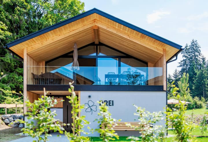 Haus 3 - Luxus Ferienhaus Am Pfänder Mit Whirlpool - Bregenz