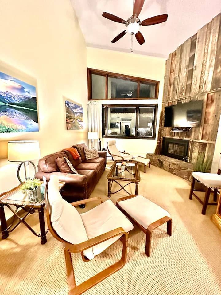 Vail Full Apartment For New Years - Vail, CO